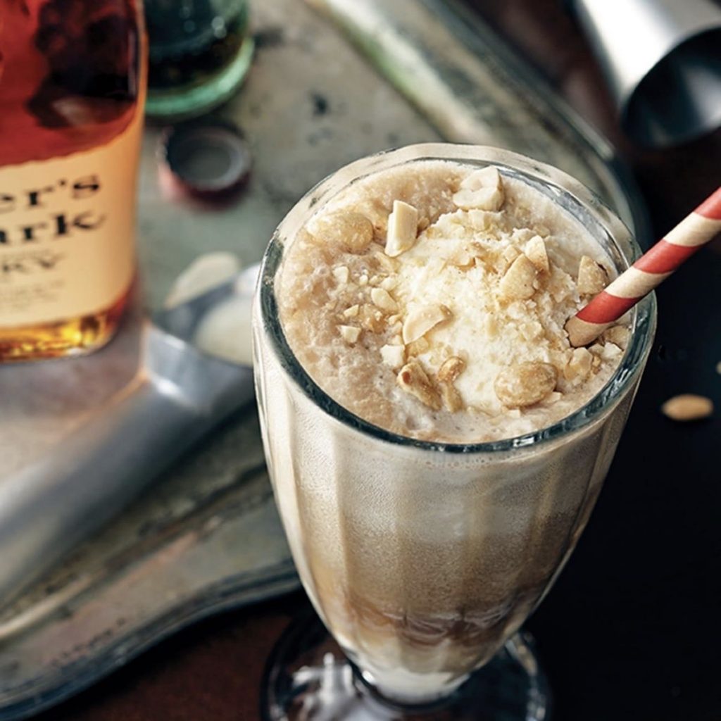 Maker’s Mark Bourbon & Coke Float | The Bourbon Review