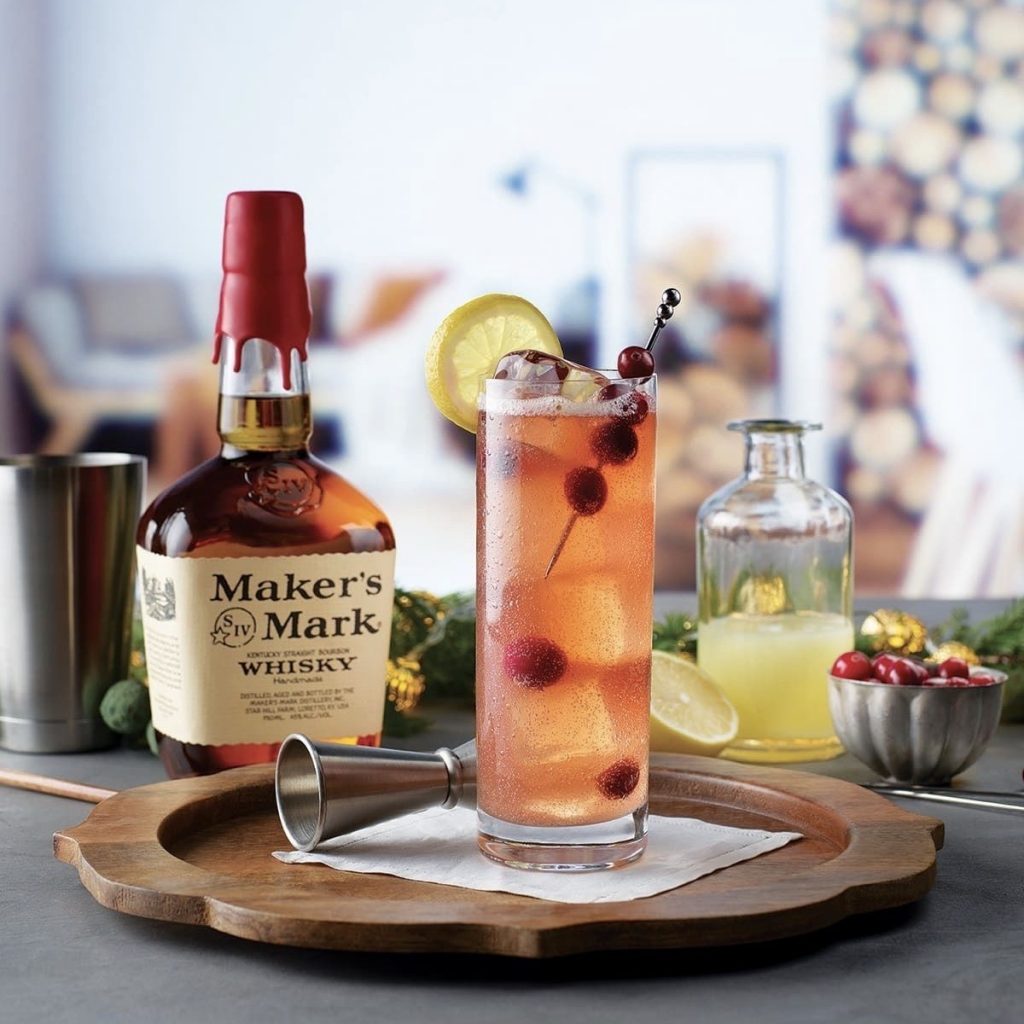 Celebrate The Holidays with this Merry Berry Buck Cocktail | The ...